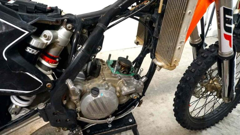 2 Stroke Top End Rebuild: A Step-by-Step Guide | BDBR